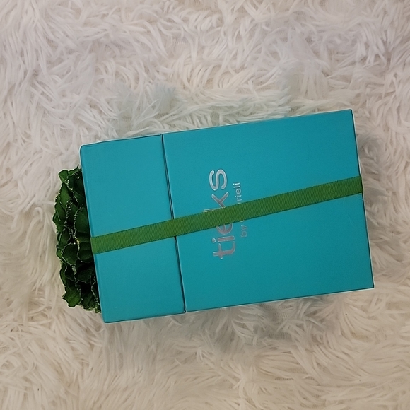 Tieks | Shoes | Tieks Box And Flower | Poshmark